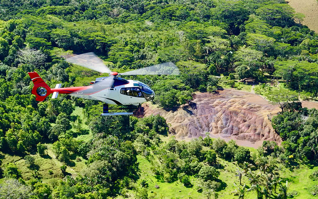 Survol cascade sous marine de 25 minutes - Côte Nord - Séjour à l'Île ...